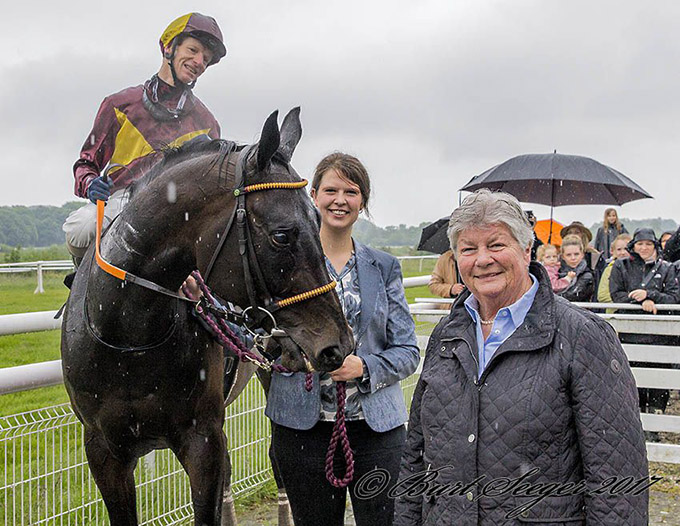 Bent Olsen - Klampenborg Galopbane. Staldvinduet - Nyheder om staldens ...